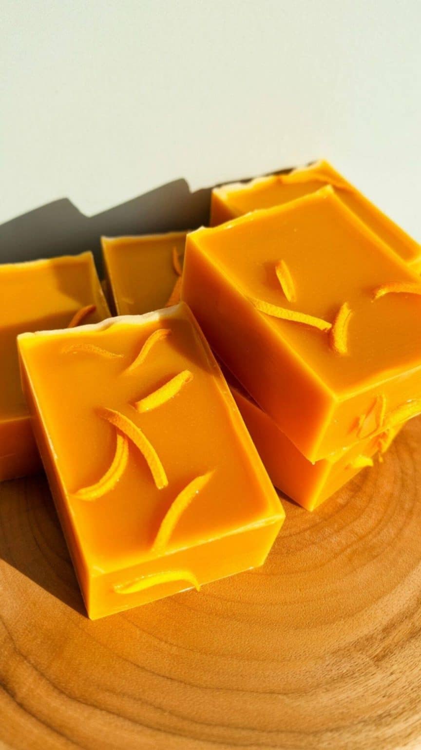 15 Easy Melt and Pour Soap Recipes for Beginners: No Lye Required ...